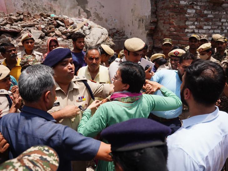 Delhi Police detains Atishi during anti-demolition protest - Reporters ...